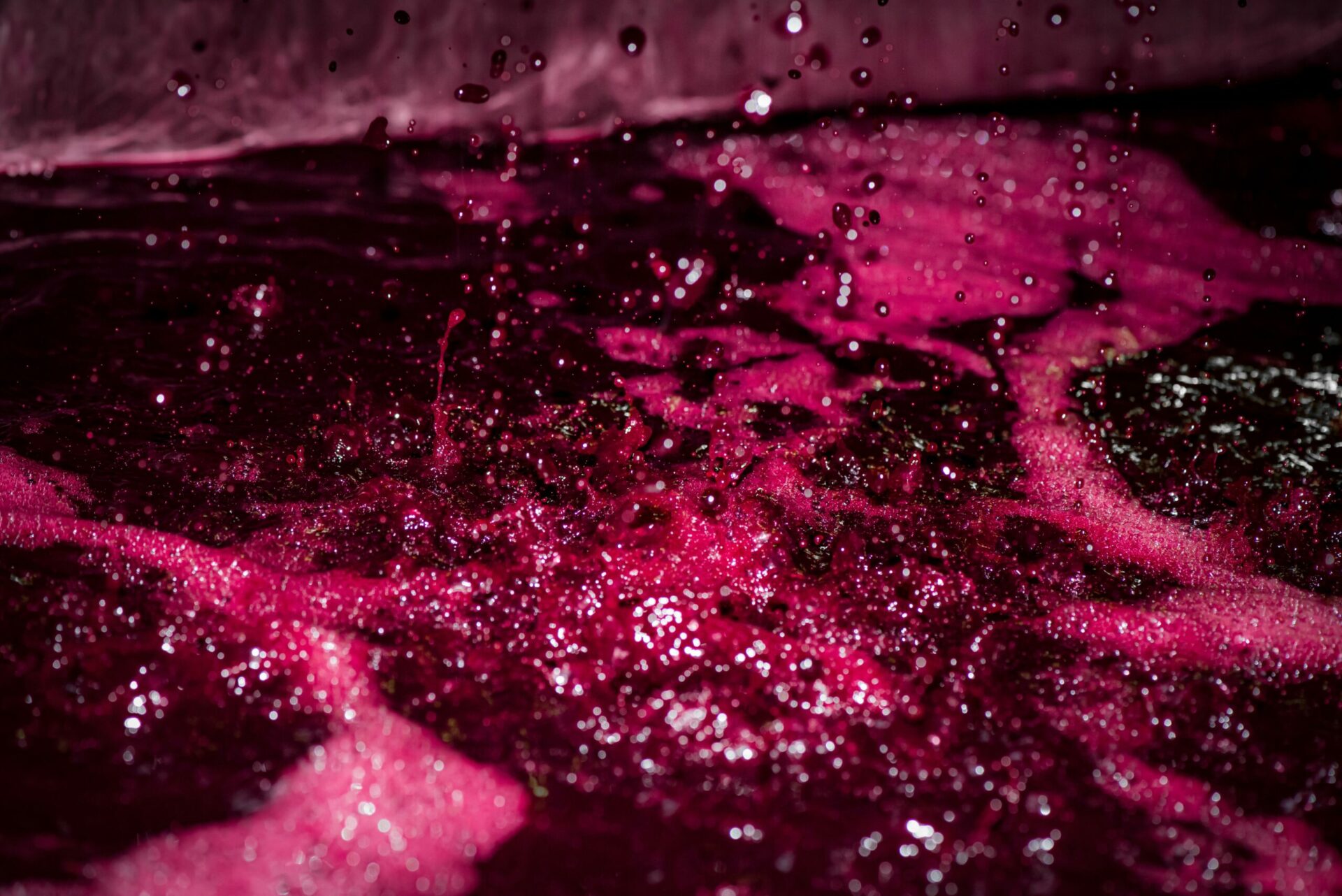 Wine fining: what is this process? - Château Cantenac Brown